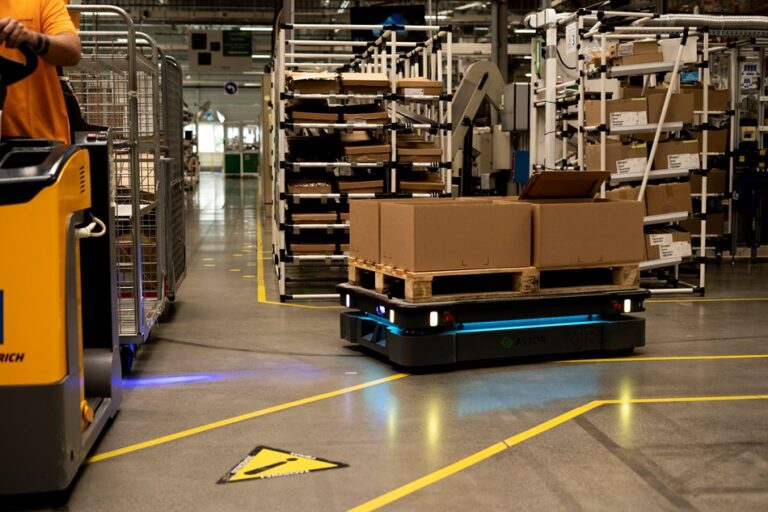 MiR社の魅力的なAMRとその販売代理店・大喜産業とは | 搬送ロボットガイド